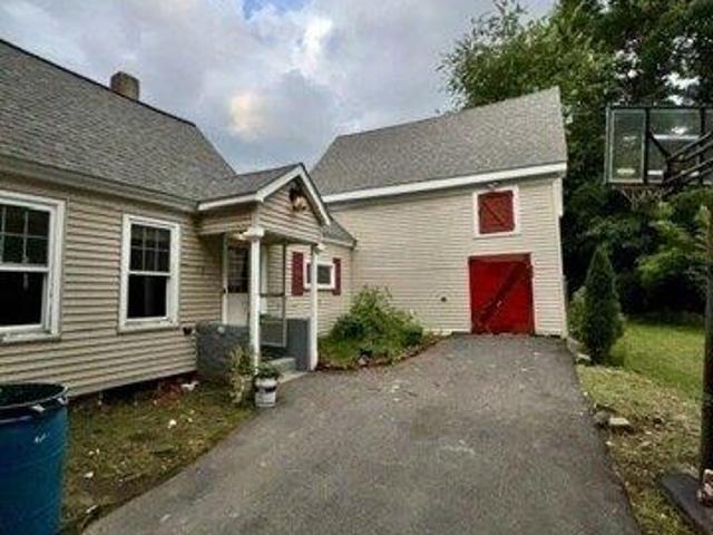 house with 3 bedroom, Haverhill MA ES104834486