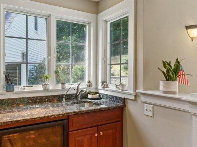 house with 3 bedroom, Haverhill MA ES104853199