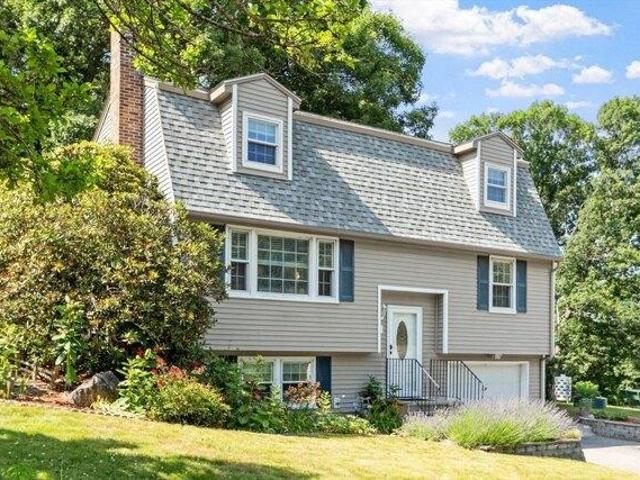 house with 3 bedroom, Haverhill MA ES104078927
