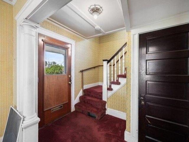 house with 3 bedroom, Haverhill MA ES104331494