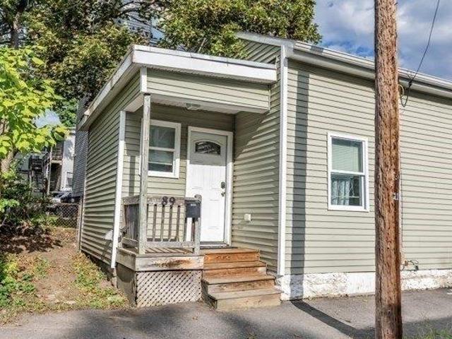 house with 3 bedroom, Haverhill MA ES105416585