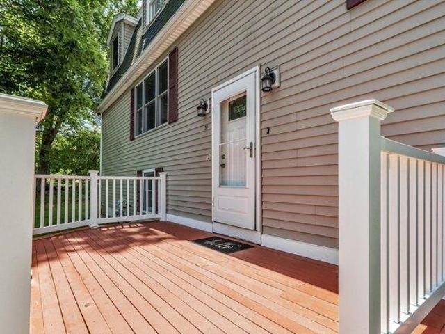 house with 3 bedroom, Haverhill MA ES105040797