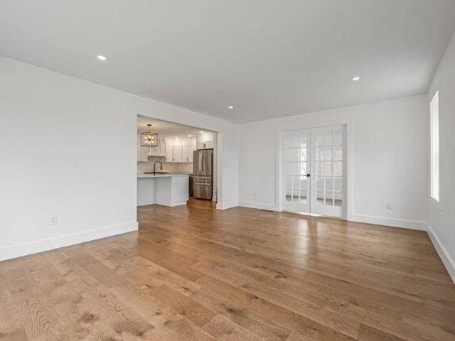 house with 3 bedroom, Haverhill MA ES105140818