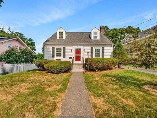 house with 3 bedroom, Haverhill MA ES105207467