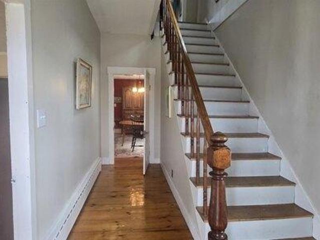 house with 3 bedroom, Haverhill NH ES104852592
