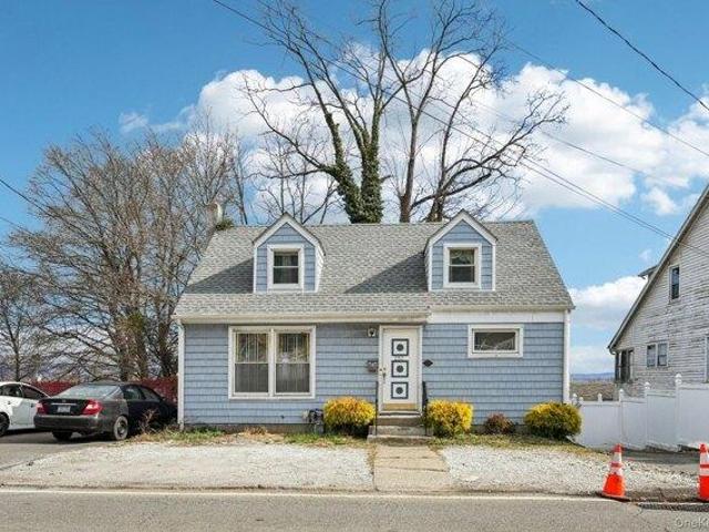 house with 3 bedroom, Haverstraw NY ES103620402