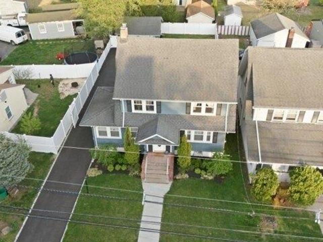 house with 3 bedroom, Hawthorne NJ DLS102475511