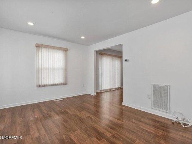 house with 3 bedroom, Hazlet NJ ES105175899
