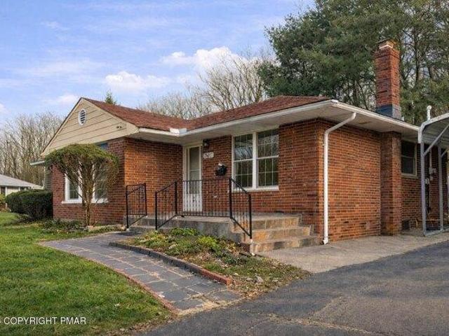 house with 3 bedroom, Hazleton PA ES103623017