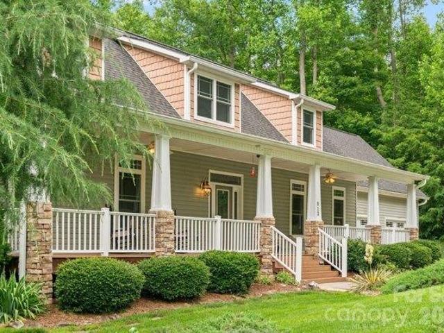 house with 3 bedroom, Hendersonville NC ES104903025