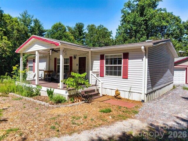 house with 3 bedroom, Hendersonville NC ES104903314
