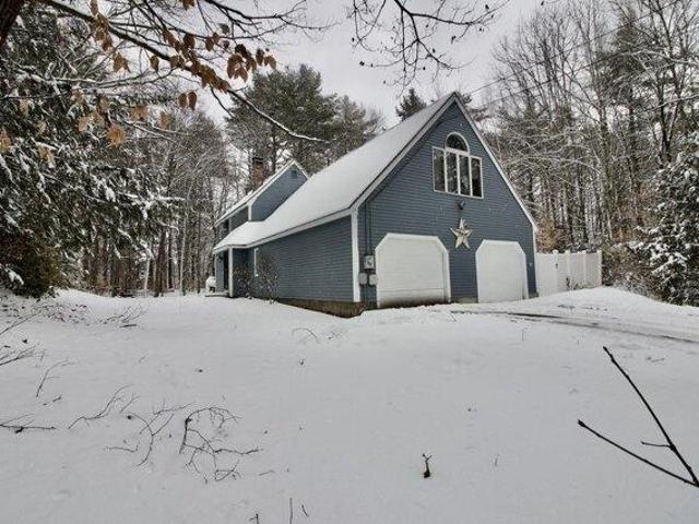 house with 3 bedroom, Henniker NH DLS101706743