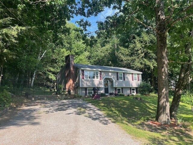 house with 3 bedroom, Henniker NH ES105105806