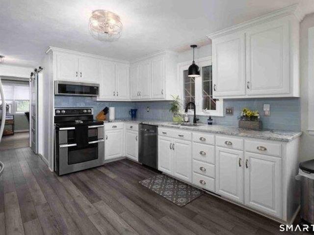 house with 3 bedroom, Hebron CT ES105126118