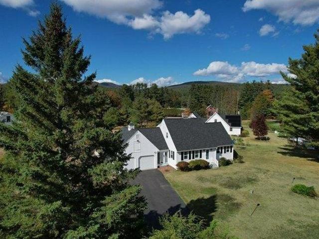house with 3 bedroom, Hebron NH DS102157152