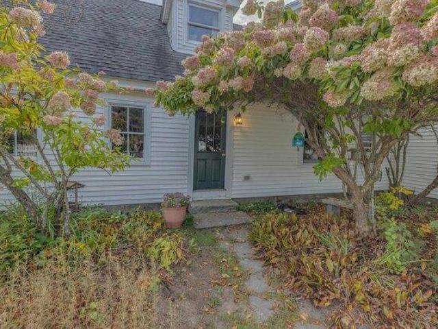 house with 3 bedroom, Hebron NH DS103443608