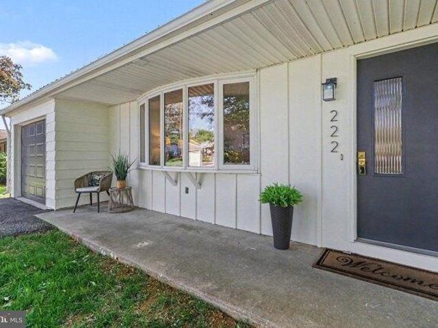 house with 3 bedroom, Hershey PA ES104902632