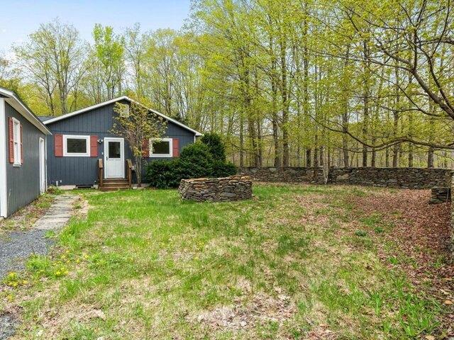 house with 3 bedroom, Hinesburg VT DS102478450