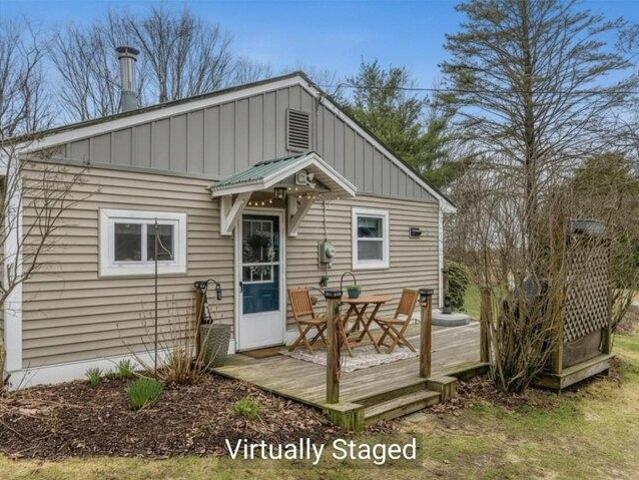 house with 3 bedroom, Hinesburg VT ES103499732