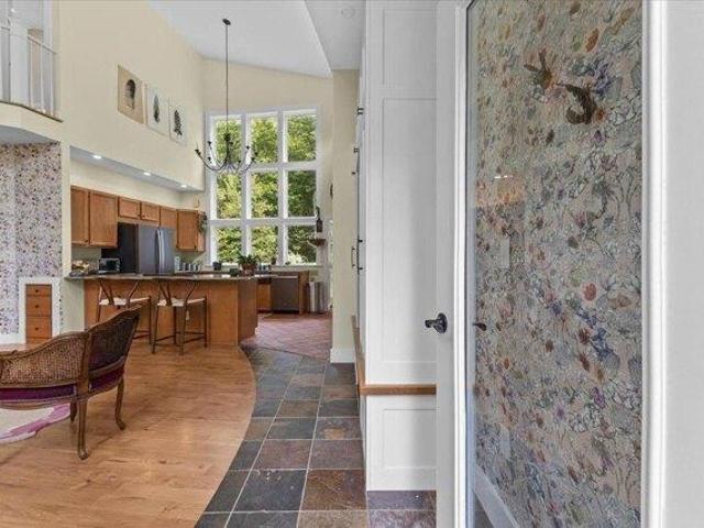 house with 3 bedroom, Hinesburg VT ES103932834