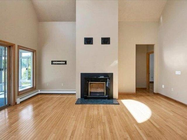 house with 3 bedroom, Hinesburg VT ES103126712