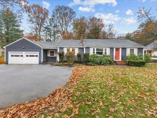 house with 3 bedroom, Hingham MA DLS103069598