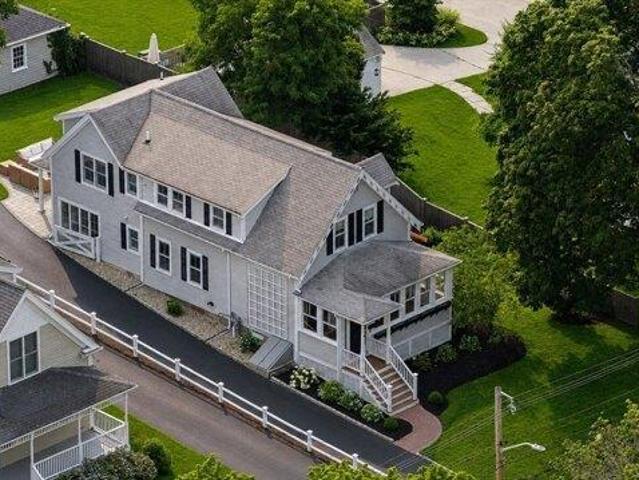 house with 3 bedroom, Hingham MA DS104330088