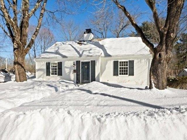 house with 3 bedroom, Hingham MA DS102632860
