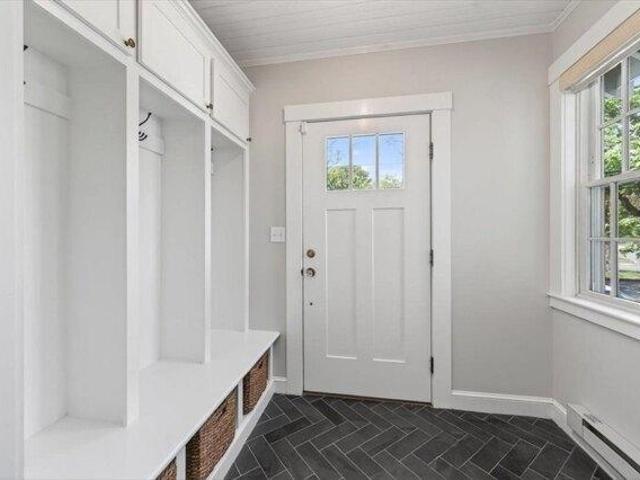house with 3 bedroom, Hingham MA DS103222897