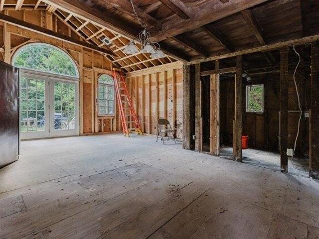 house with 3 bedroom, Hingham MA ES105140433