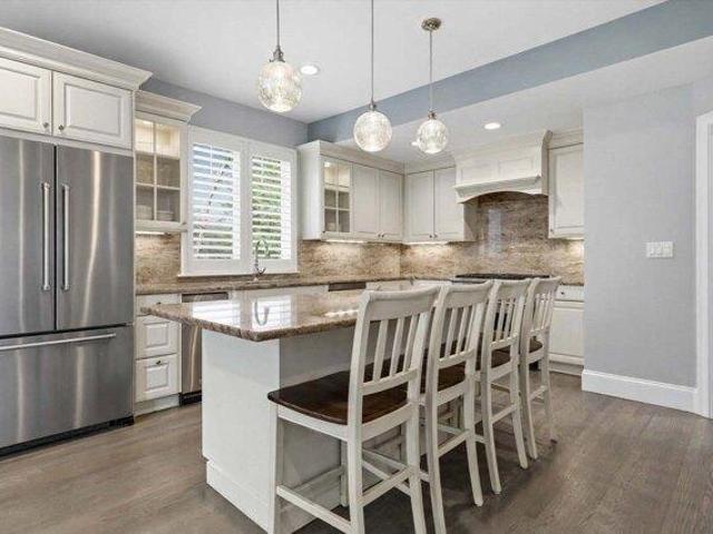house with 3 bedroom, Hingham MA ES103809638
