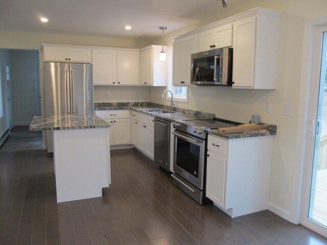 house with 3 bedroom, Hinsdale NH DS103101501