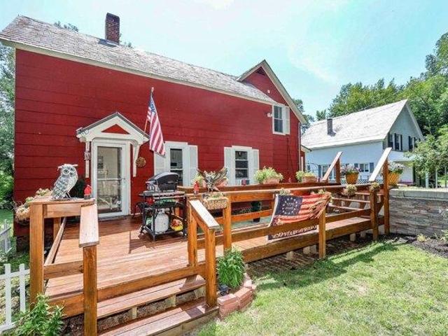 house with 3 bedroom, Hinsdale NH ES105144828