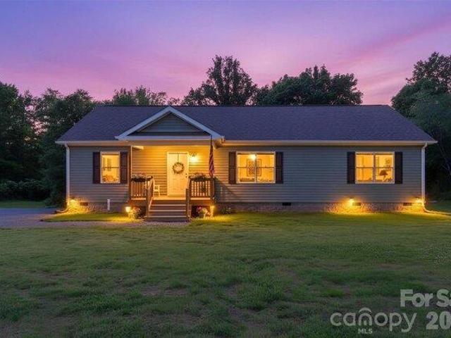 house with 3 bedroom, Hickory NC DS103601015