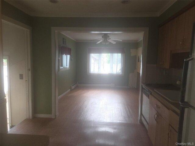 house with 3 bedroom, Hicksville NY ES104906498