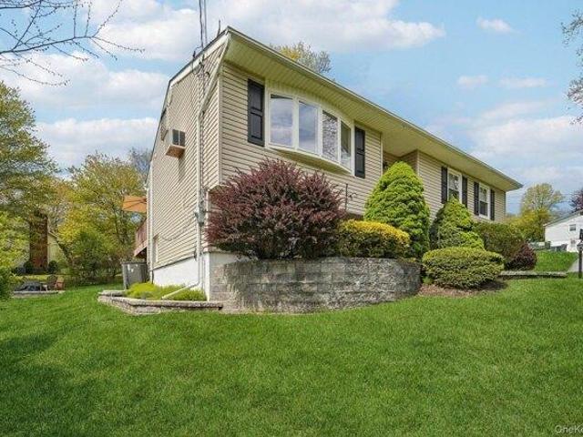 house with 3 bedroom, Highland Mills NY ES103602704