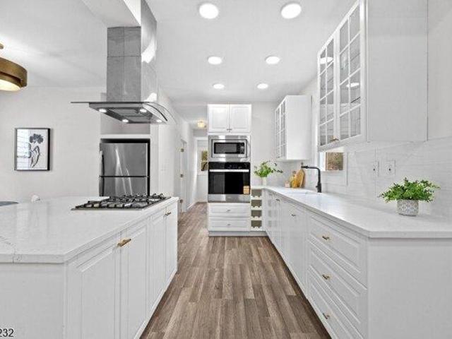 house with 3 bedroom, Highland Park NJ DLS101783420