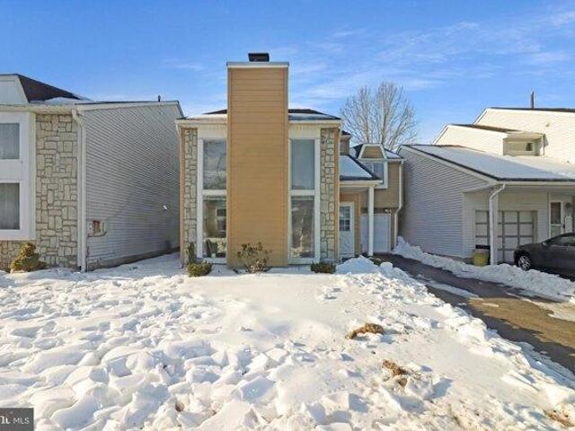 house with 3 bedroom, Hightstown NJ DLS101750152
