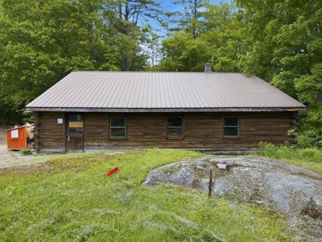 house with 3 bedroom, Hill NH ES105114407