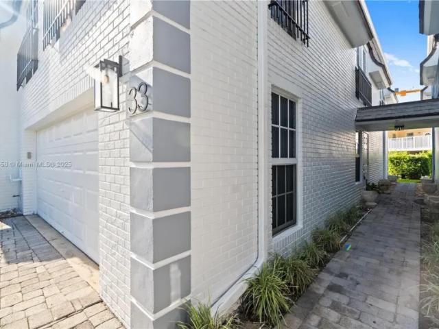 house with 3 bedroom, Hillsboro Beach Fl FL DS102660092