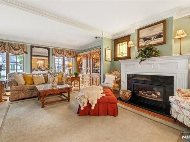 house with 3 bedroom, Hillsdale NJ ES105174408