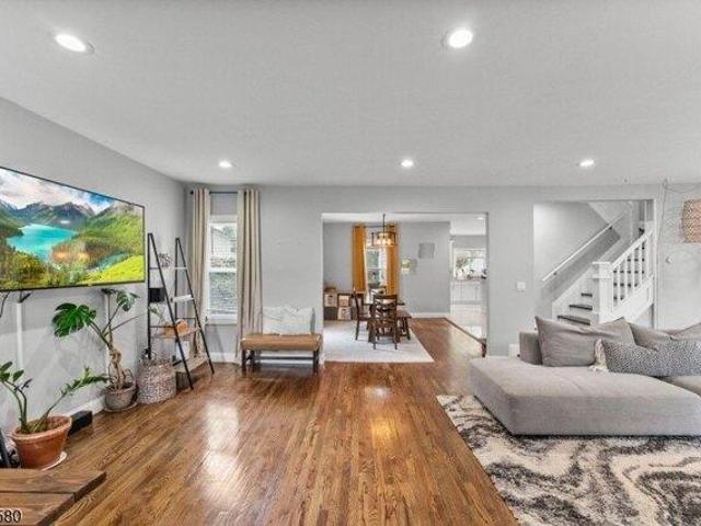house with 3 bedroom, Hillside NJ ES104850656