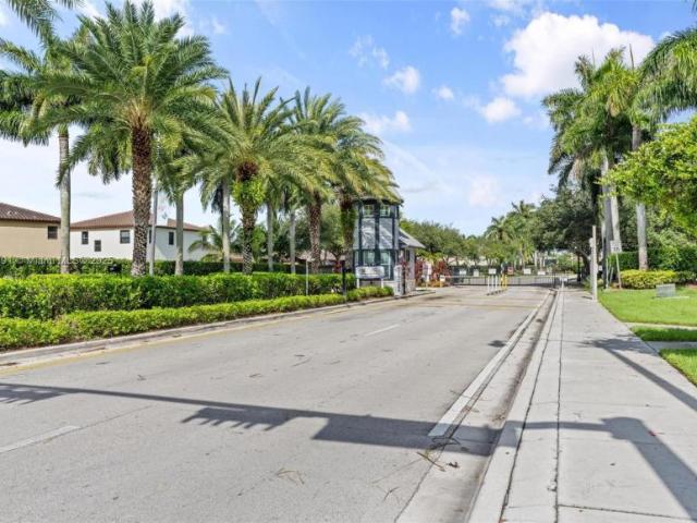 house with 3 bedroom, Homestead Fl FL DS102660926