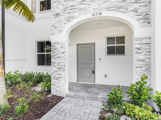 house with 3 bedroom, Homestead Fl FL DS102661232