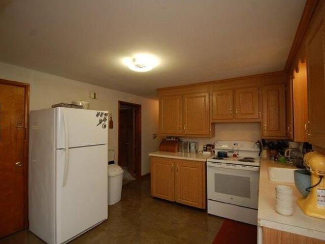 house with 3 bedroom, Hooksett NH DLS101631724