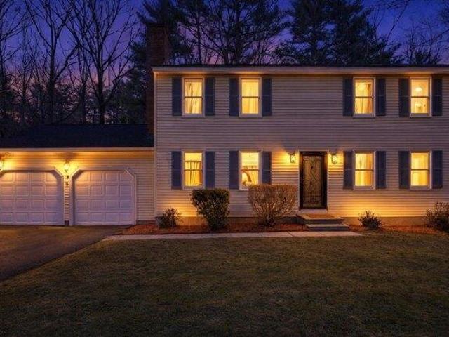 house with 3 bedroom, Hooksett NH DS100861559