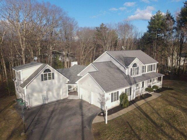 house with 3 bedroom, Hooksett NH DS102257612