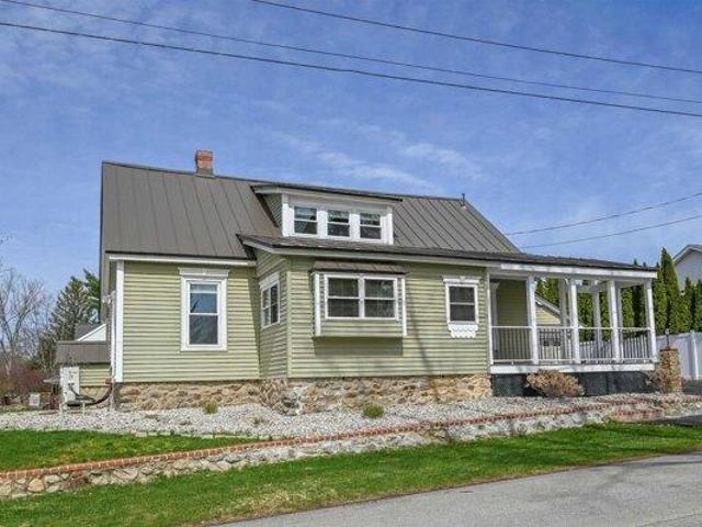 house with 3 bedroom, Hooksett NH DS103126595