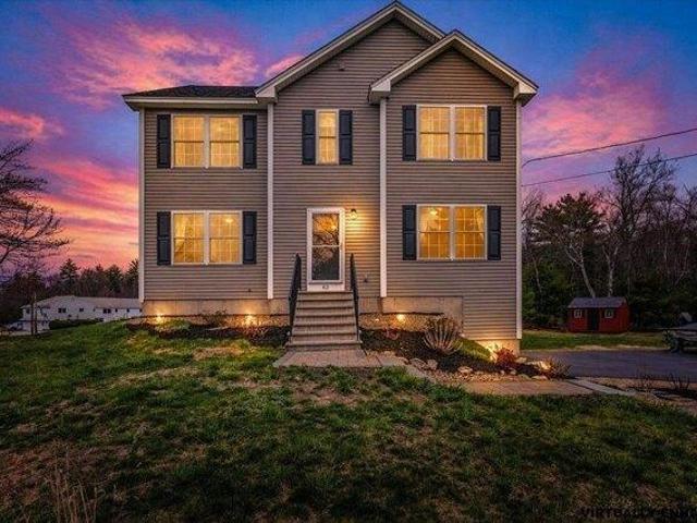 house with 3 bedroom, Hooksett NH DS103220536