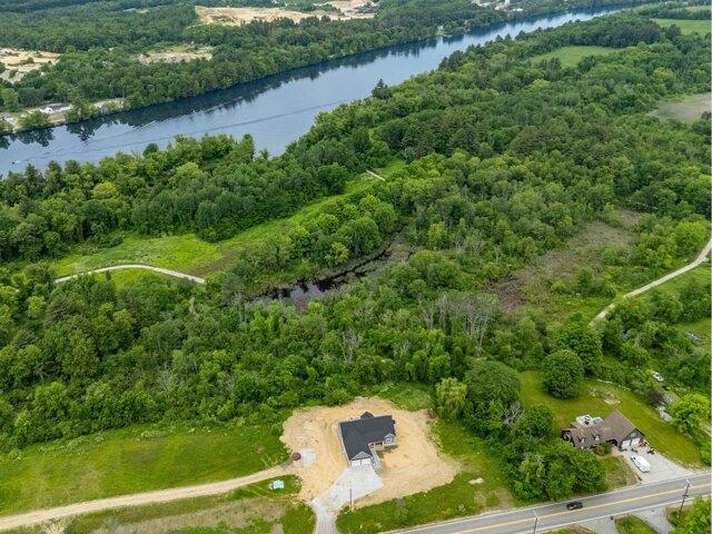 house with 3 bedroom, Hooksett NH DS103663554